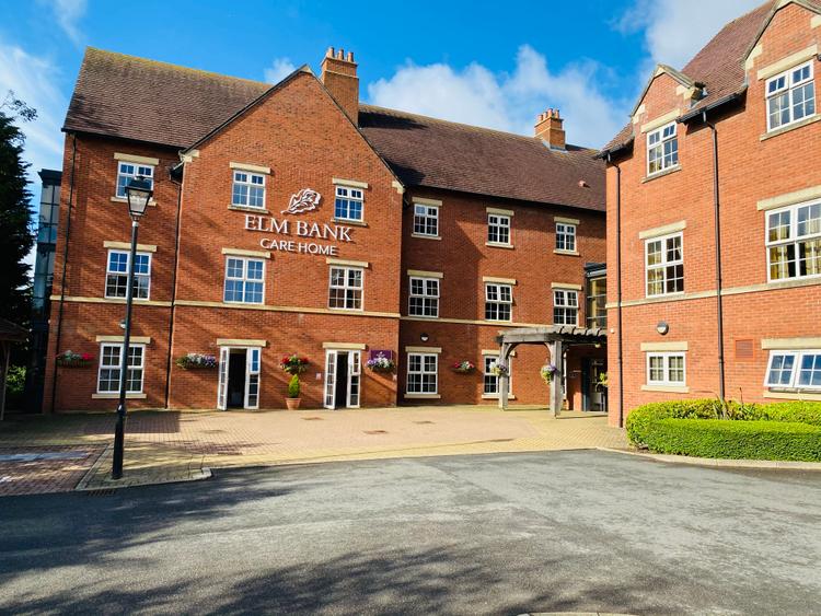 Claremont Parkway Care Home in Kettering | Barchester Healthcare
