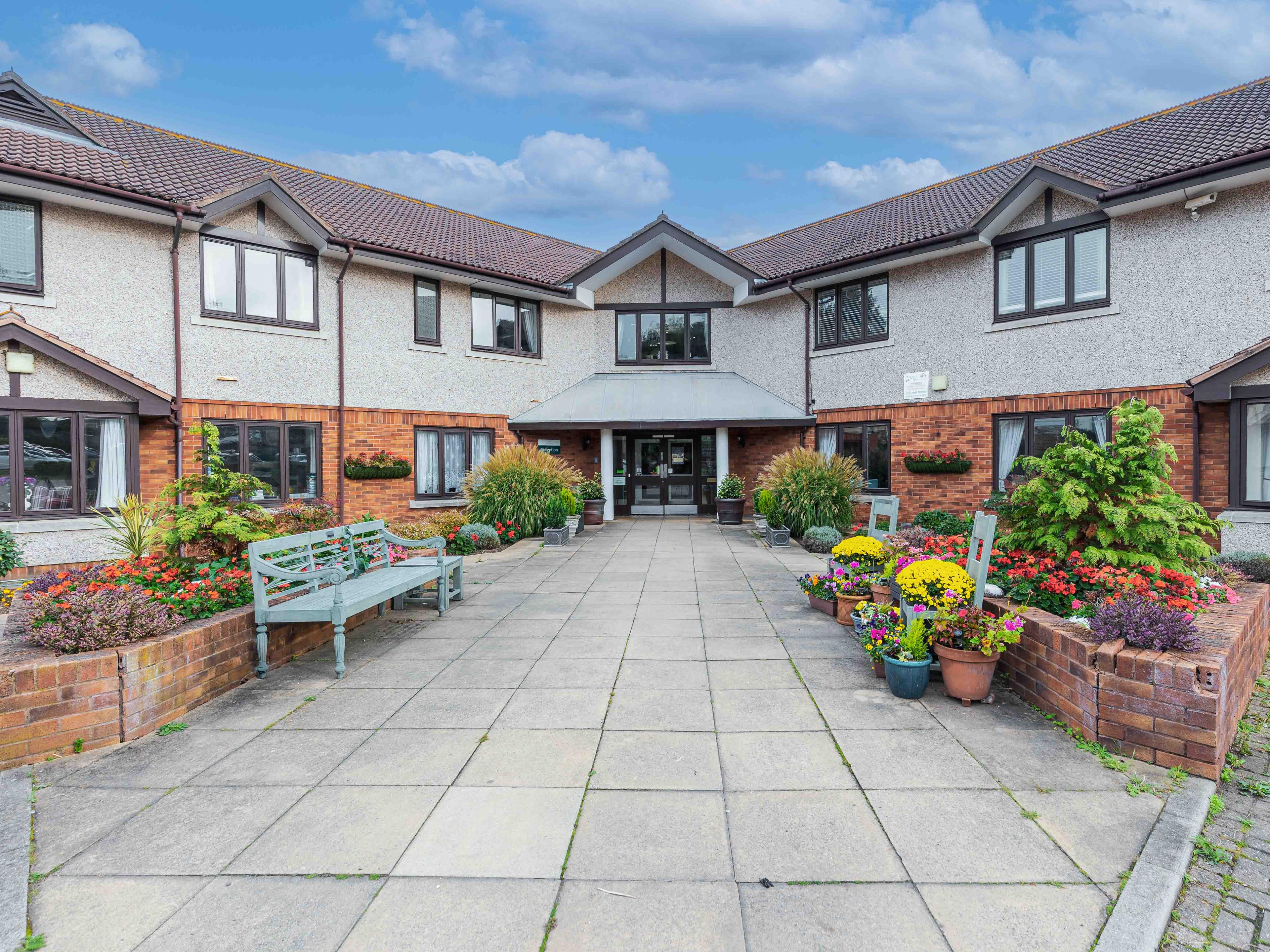 Paternoster House Care Home in Waltham Abbey | Barchester Healthcare