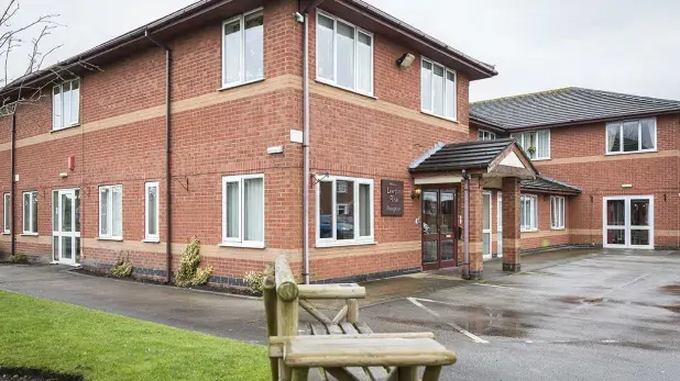 Care & Facilities at Hilderstone Hall Care Home | Barchester Healthcare